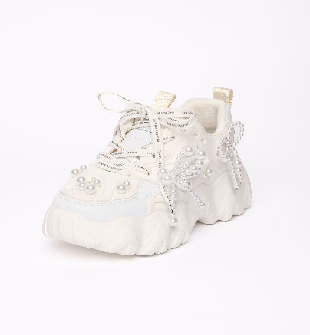 Bumpy Sole Pearl Sneakers – MAISON MAVERICK PRESENTS